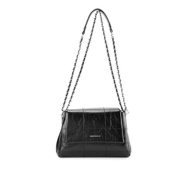 Britney Shoulder Bag In Black – Obermain Indonesia
